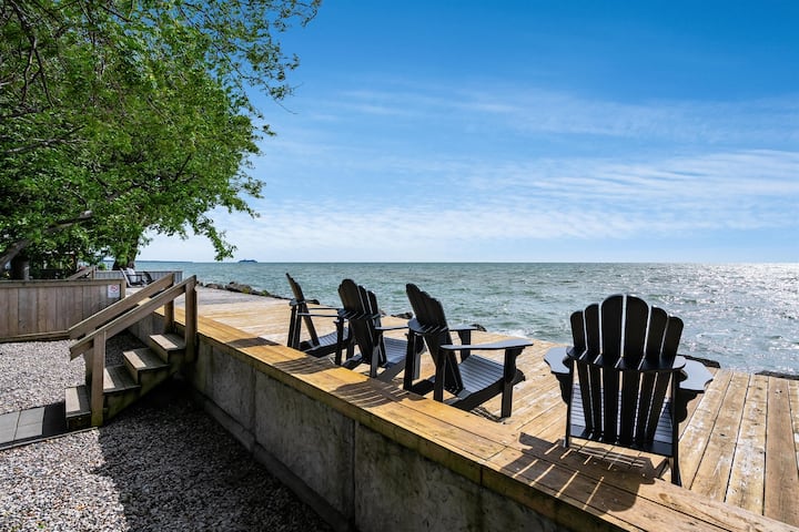 Drifter's Landing On Lake Erie - Leamington