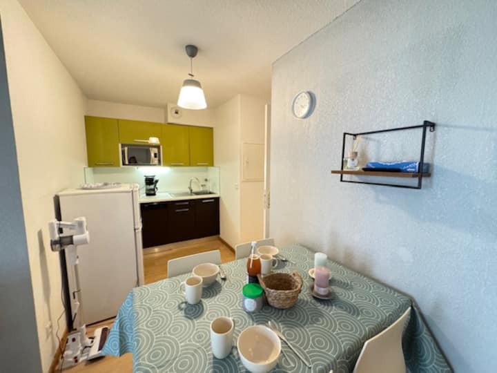 Appartement · Lumineux · Proche Des Pistes · Vu - Briançon