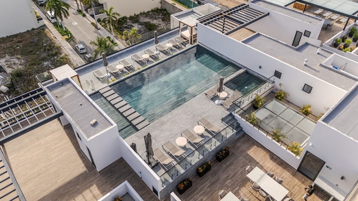 Exclusive In Puerto Cancun With Rooftop And Pool - Cancún