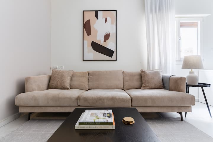 Blueground | Nachalat Binyamin, Nr Carmel Market - Tel Aviv-Yafo