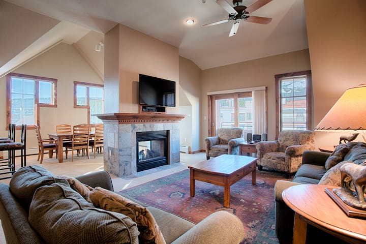 Main Street Station 1503 - Spacious Luxury 3br - Breckenridge, CO