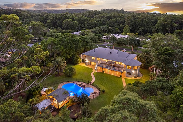 The Doonan House With Pool, Spa And Waterslide - Cooroy