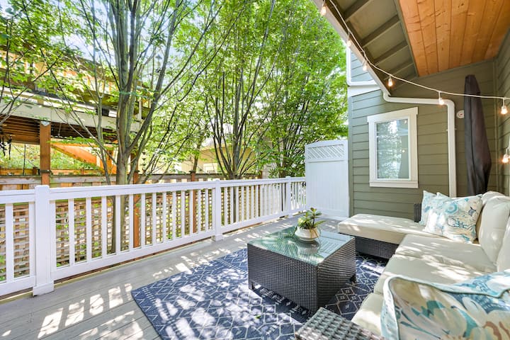 Cozy Fountain District Townhouse By Gather W/ - Bellingham, WA