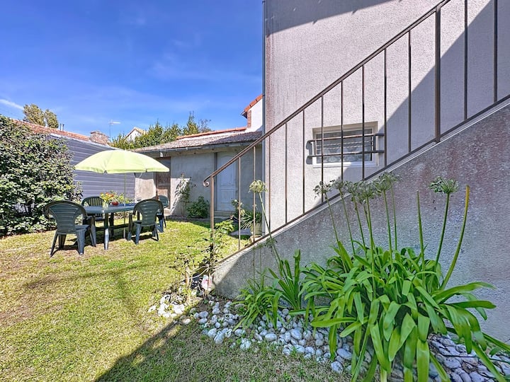 Les Dunes By Interhome - La Bernerie-en-Retz