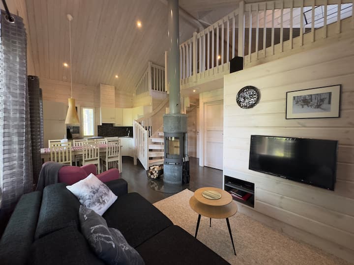 Lumilyhty A1 - Äkäslompolo