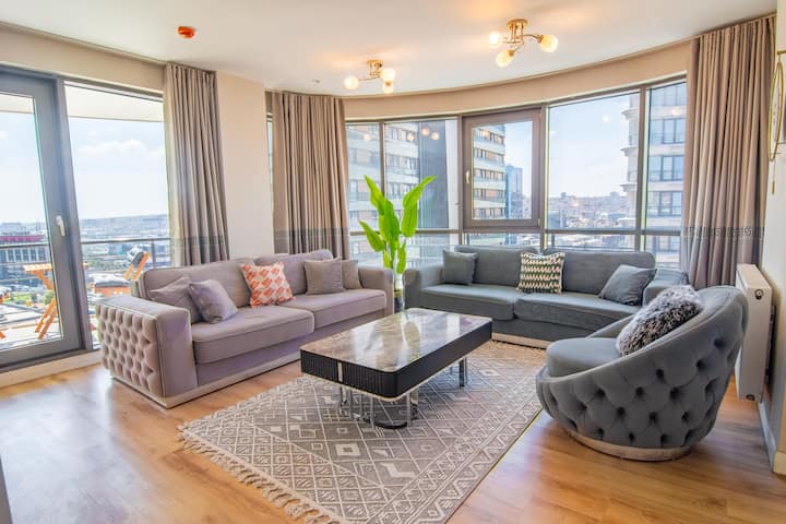 Stylish Cozy 3-bed Apart & Balcony - Istanbul