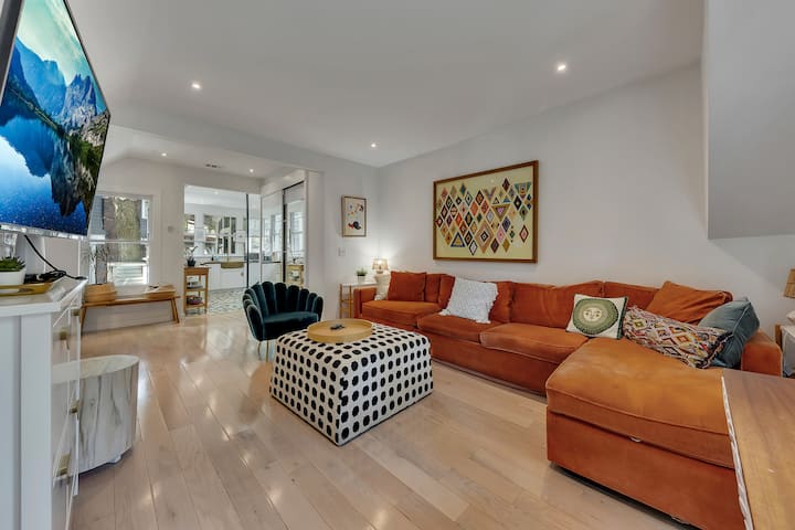 Midtown 2br Gem | Screened Porch + Chic Design - Atlanta, GA