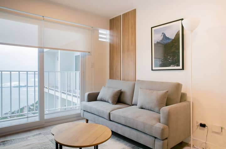 W* | Oceanview 1br Apartment W/ Balcony In Barranc - Peru