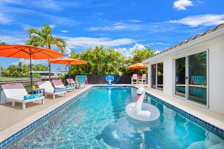 Waterfront | Heated Pool | Games Rm | Sleeps 10 - Pompano Beach, FL