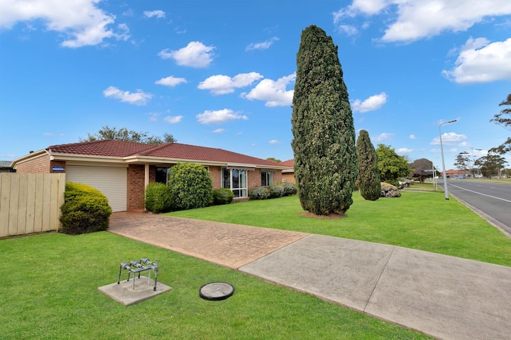 Villa Victoria - 2br, Close To Town And Park - Paynesville