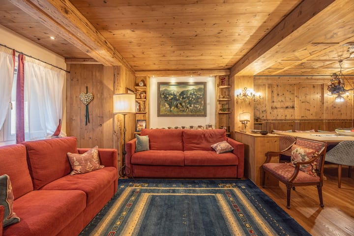 Casa Bucaneve 2, Comfortable Near The Center Of Co - Cortina d'Ampezzo