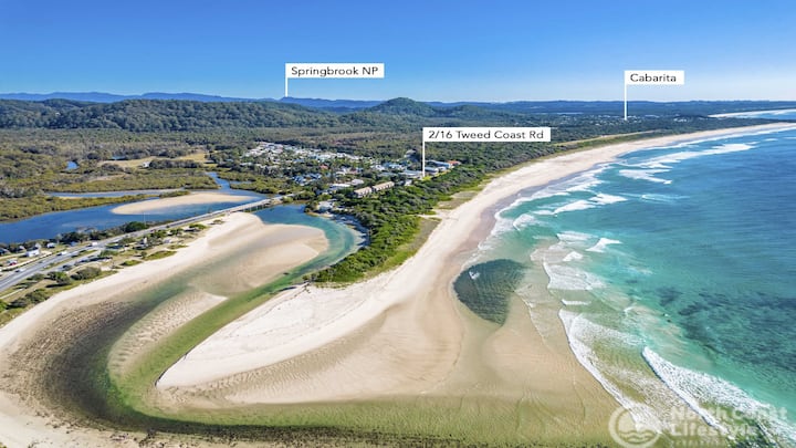 "Surf Whispers", On The Beach Hastings Point - Pottsville