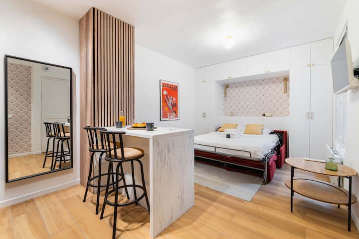 Studio Parisien Coeur Montmartre - Paris 18 - 2p - Paris