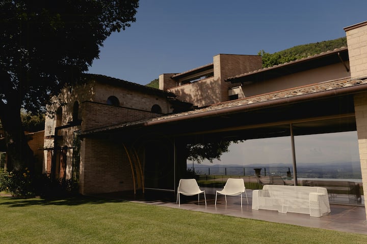 Designer Apartment Overlooking Assisi Valley - Assise