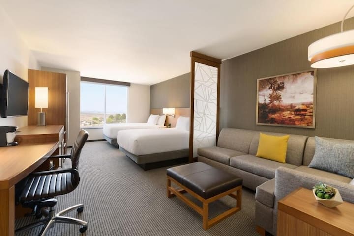 Stylish Room Ideal For Exploring Antelope Canyon - Page, AZ