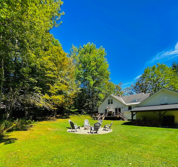 Cardiff-by-the-ski, Ludlow Vt - Ludlow, VT