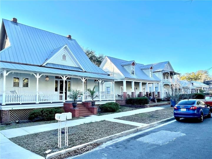 The Victoria House - Brunswick, GA