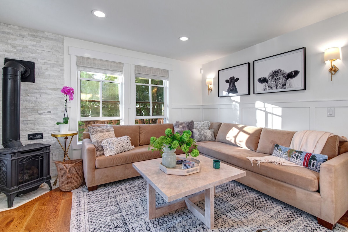 Abode at Lucky Miner | À quelques pas de la rue principale - Maisons à ...