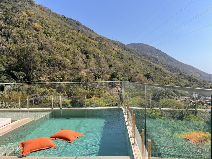 Casa Sofisticada Com Piscina E Vista Para Ilhabela - São Sebastião