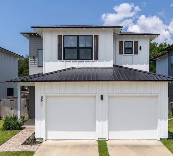 “The Rooted Escape – A Low-tox Coastal Retreat In - Perdido Key, FL