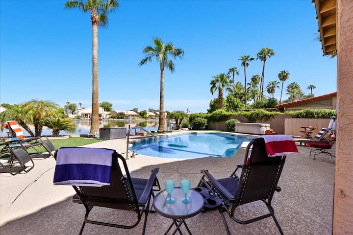 Lakefront Oasis-heated Pool, Spa & Views! - Avondale