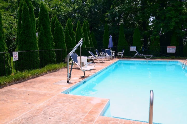 Great Stay In Lynchburg – Free Breakfast & Pool - Lynchburg, VA