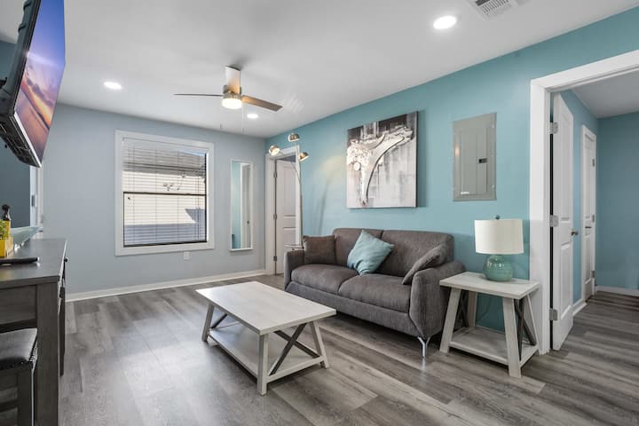 Modern 2br • Sleeps 4 • Near Downtown & Nrg - Houston, TX