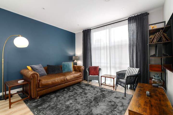Stylish 2-bed Apartment, Jewellery Quarter - Birmingham