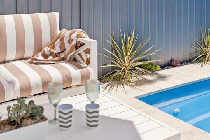 Endless Summer Sawtell – Pool, Sleeps 6, Fun - Sawtell