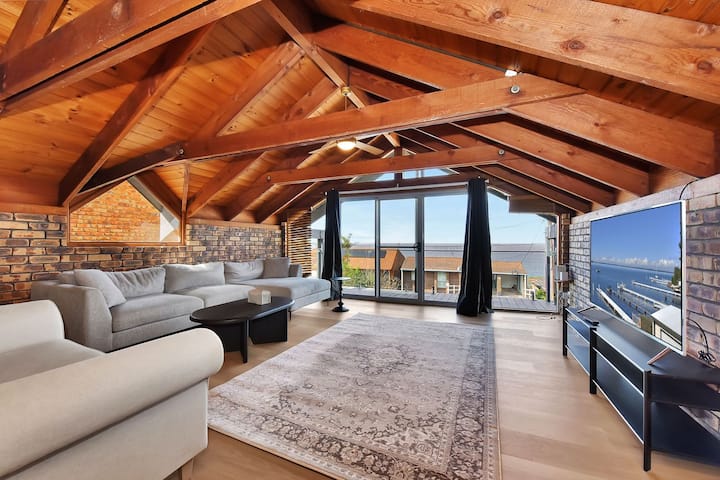 Treehouse Waterview At Caves Beach! - Caves Beach