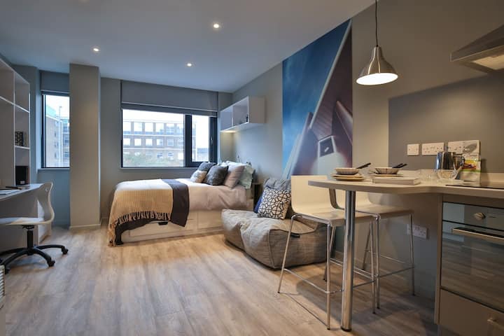 Student Only Serene Studio At Oldgate House - Huddersfield