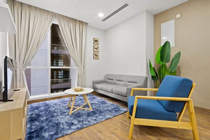 Walk Away To Klcc@ampang Lrt, Binjai8#4 - Kuala Lumpur