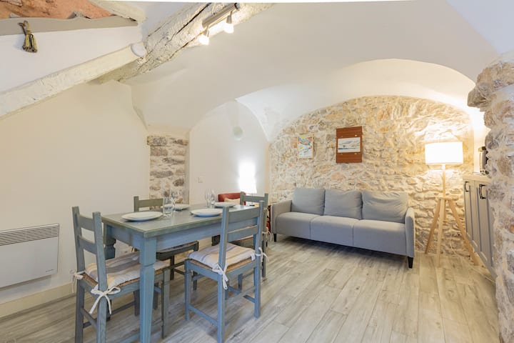 Charmante Maison De Ville Au Cœur Du Vieil Antibes - Juan-les-Pins