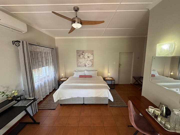 Merwenstein Homestay Bnb: Deluxe Double/ Twin Room - Bonnievale