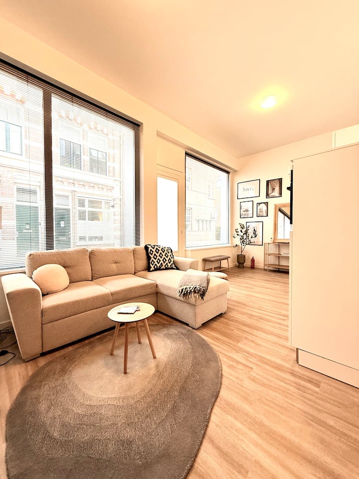 3p Apt In Het Stadshart Vlakbij 013 En Efteling - 틸부르흐