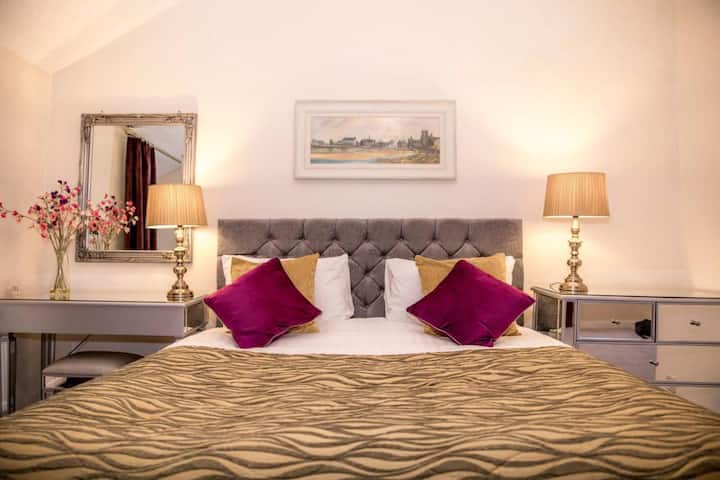 These Rooms Have A Double Bed - Beddgelert
