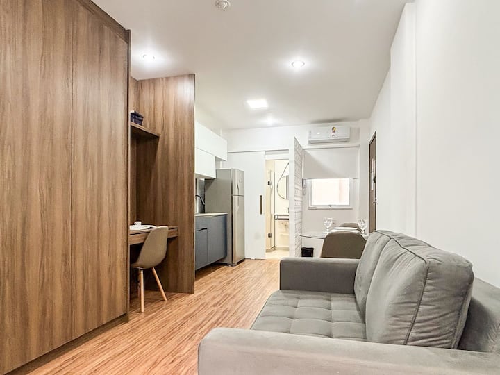 Studio Near The Beach And Subway With Queen Bed - イパネマ