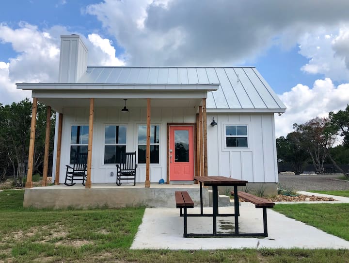 Summermoon: Pool + Fireplace | 5 Min To Square - Wimberley, TX