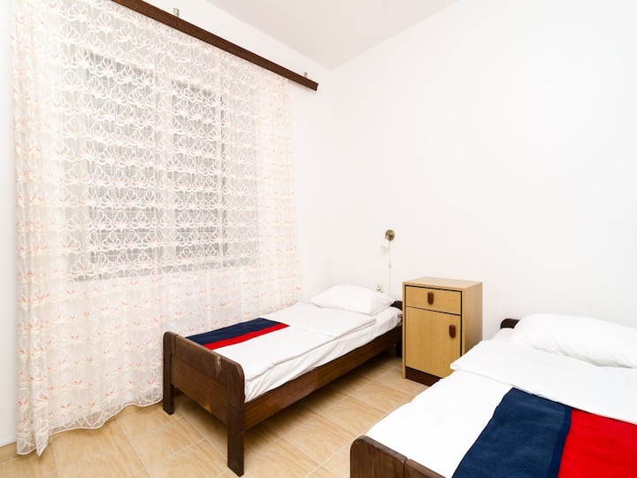 Guest House Kiko - Budget Twin Room -  No.1 - Pomena