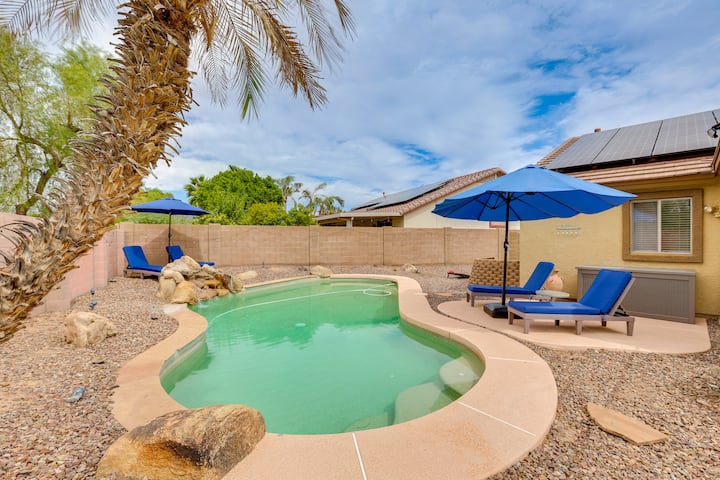 Spacious & Fenced Yard: Relaxing Home In Surprise - Surprise, AZ