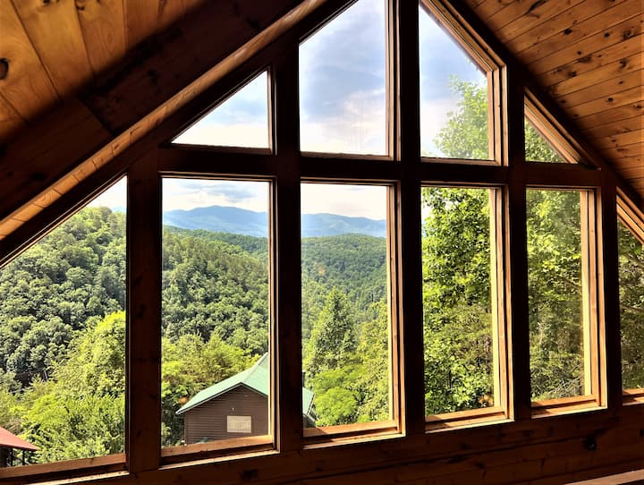 1 Endless View - The Views Are Never The Same! - Townsend, TN