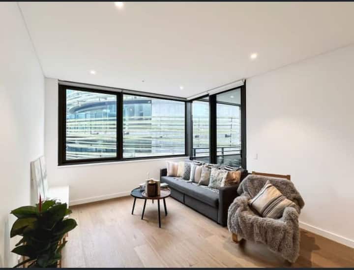 Darling Square Holiday Apt Pool & City Views - Mosman