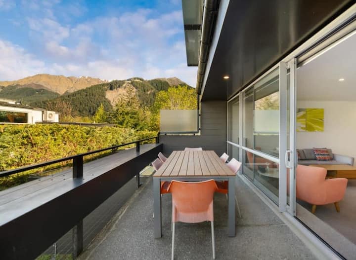 Hallenstein Street Retreat, 3bedroom Queenstown Ho - Queenstown, New Zealand