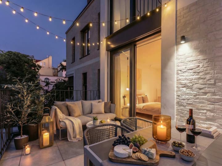 Turnkey | Henry's Tower Studio With Terrace Iii-3 - Prague