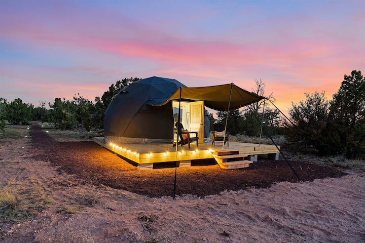 Grand Canyon Dome Stay | Stargazing Retreat - Grand Canyon National Park