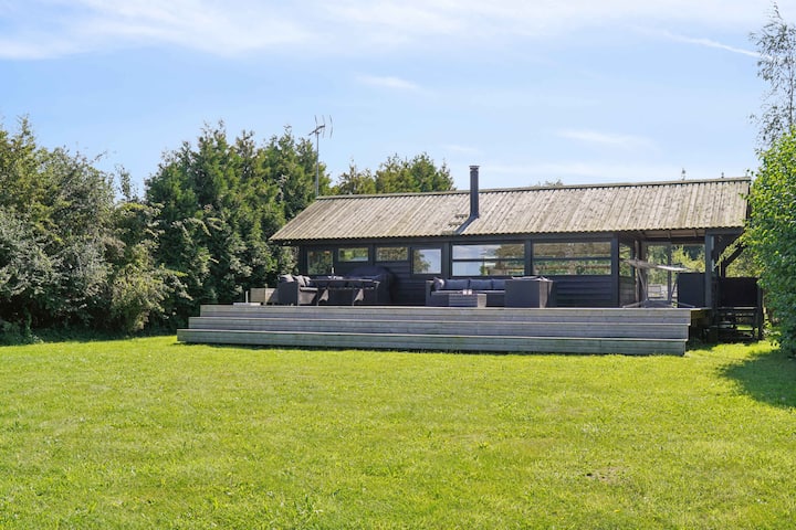 Bright Cozy Summer House Directly By The Fjord - Dinamarca