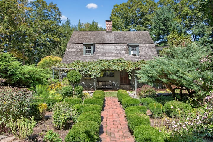 New! Storybook 330 Year Old Enchanting Estate - Newtown, CT