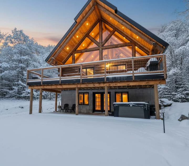 Spa, Salle De Jeux, Confort Absolu | Le Commandant - Parc régional du Massif du Sud