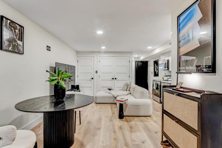 Federal Flat - Washington, DC