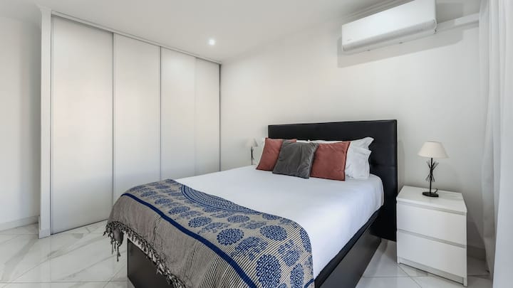 Bright 1bdr Flat In Albufeira By Lovelystay - Albufeira